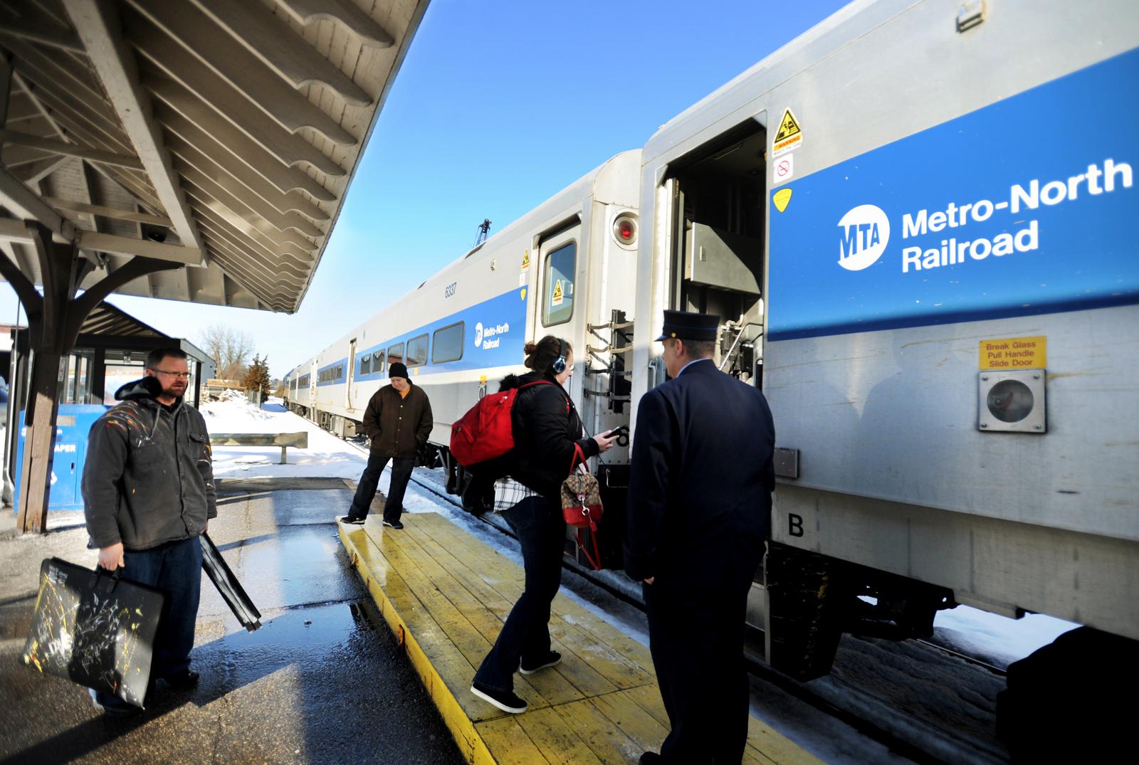 Valley leaders to push for more service on the Waterbury line