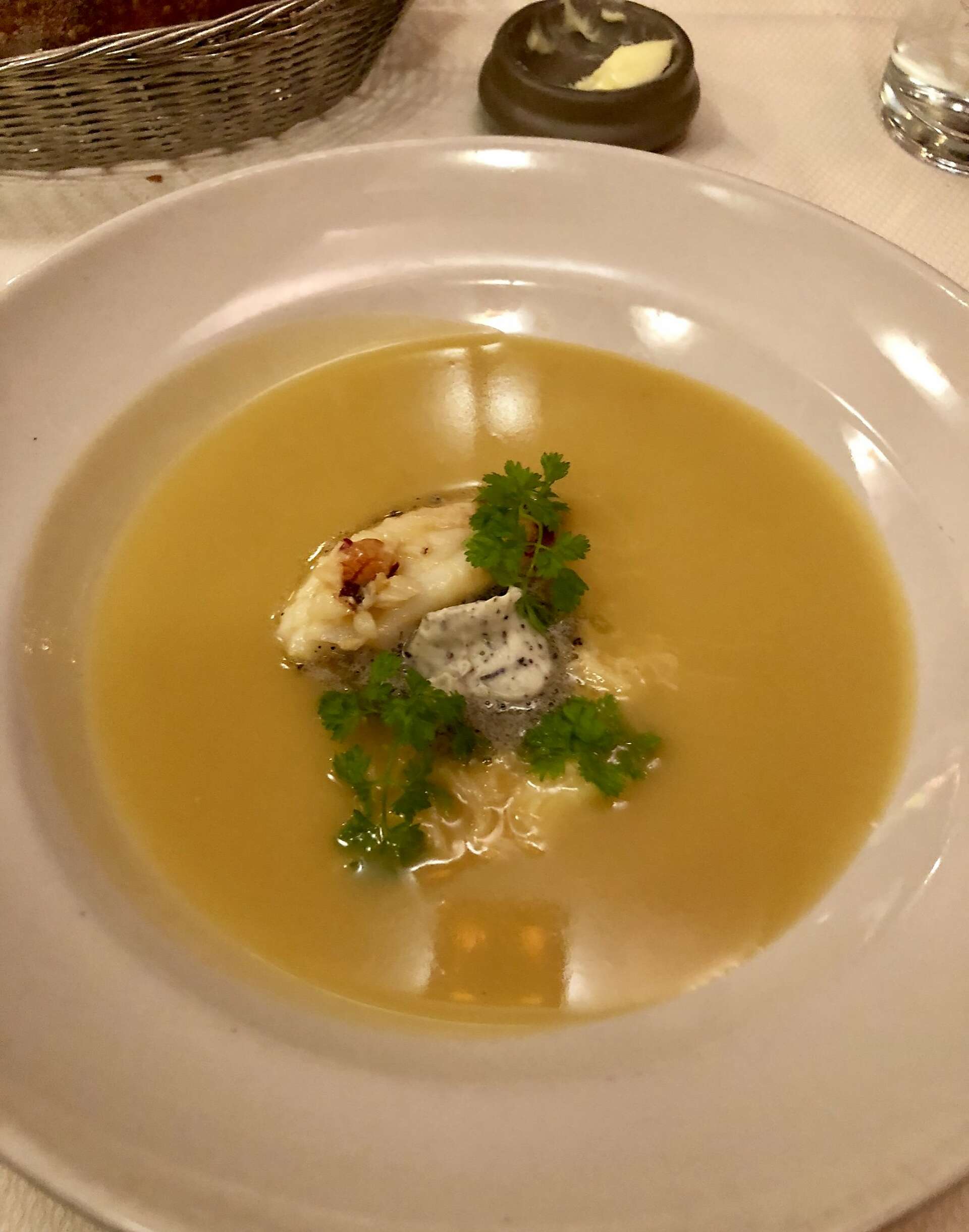 Women chefs star at the 4-star Chez Panisse