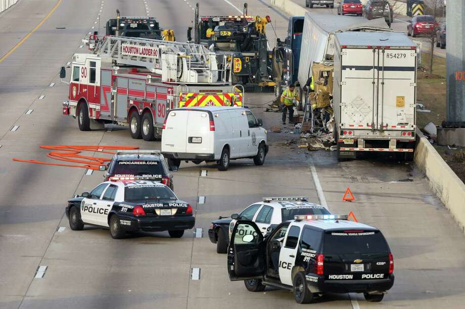Katy Freeway Still Backed Up After Fatal Wreck Hazmat Spill Houston