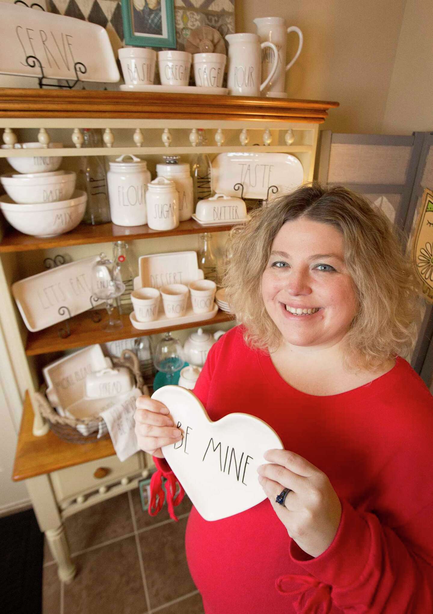 Woman on a mission: Hunting the elusive Rae Dunn ceramics in Houston