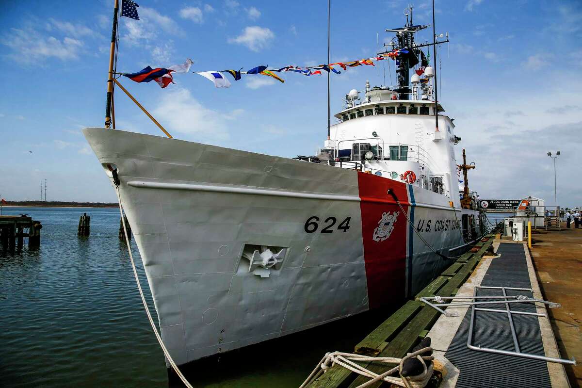 Coast Guard honors cutter Dauntless' 50 years of service at Galveston ...