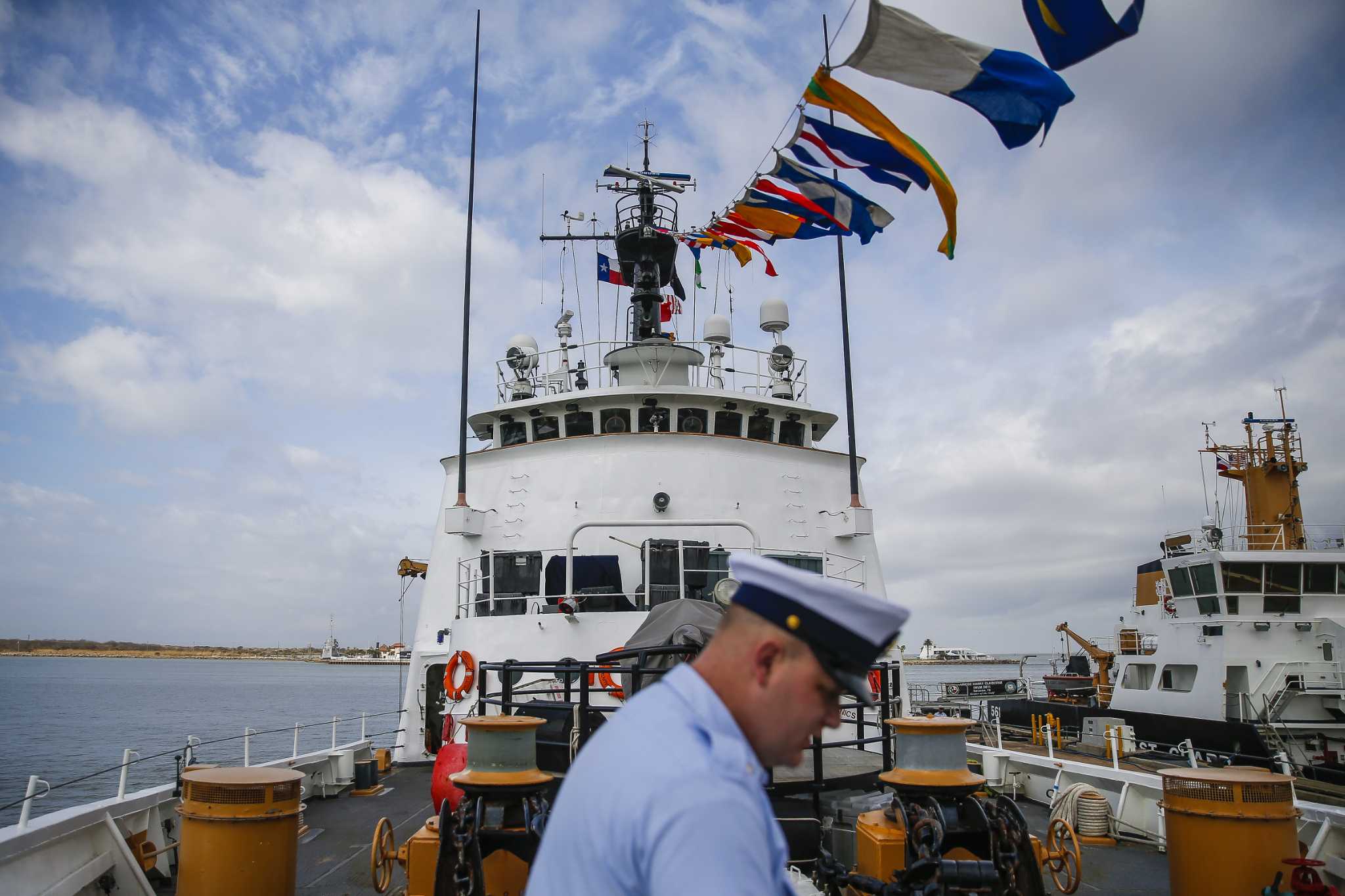 Coast Guard honors cutter Dauntless' 50 years of service at Galveston ...