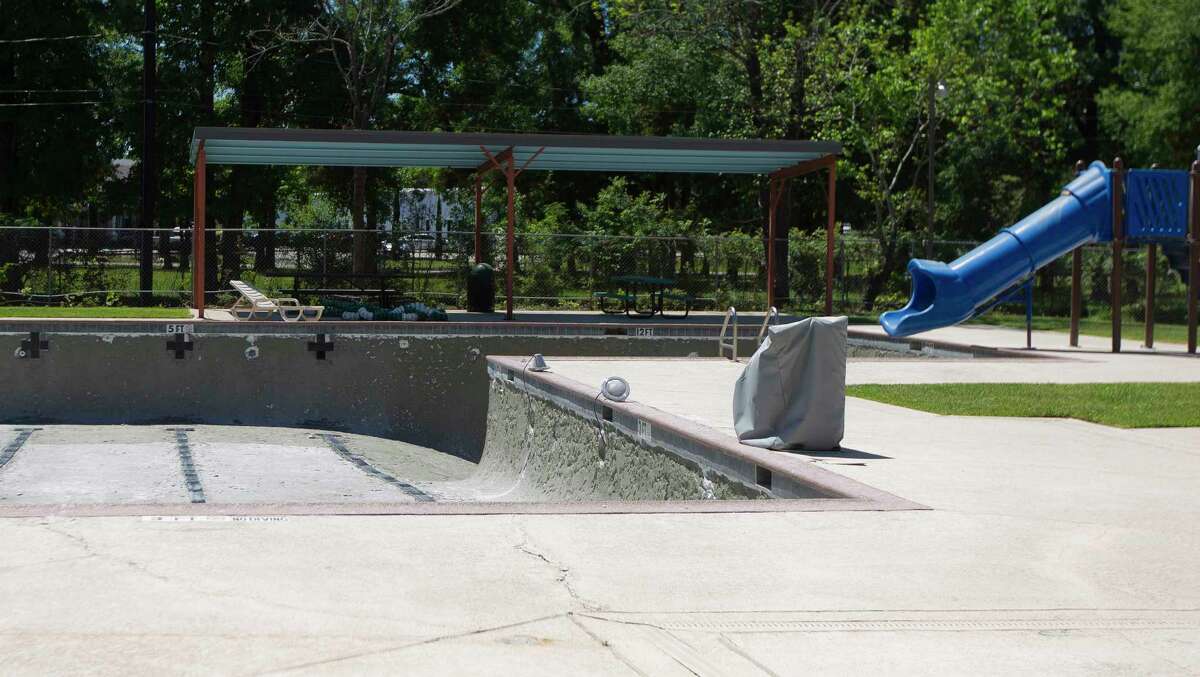 Oak Ridge North nabs prestigious swimming pool honor