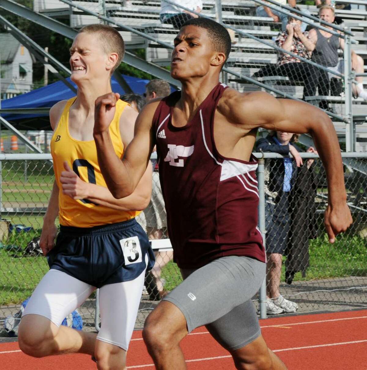 Palmer soars in high jump