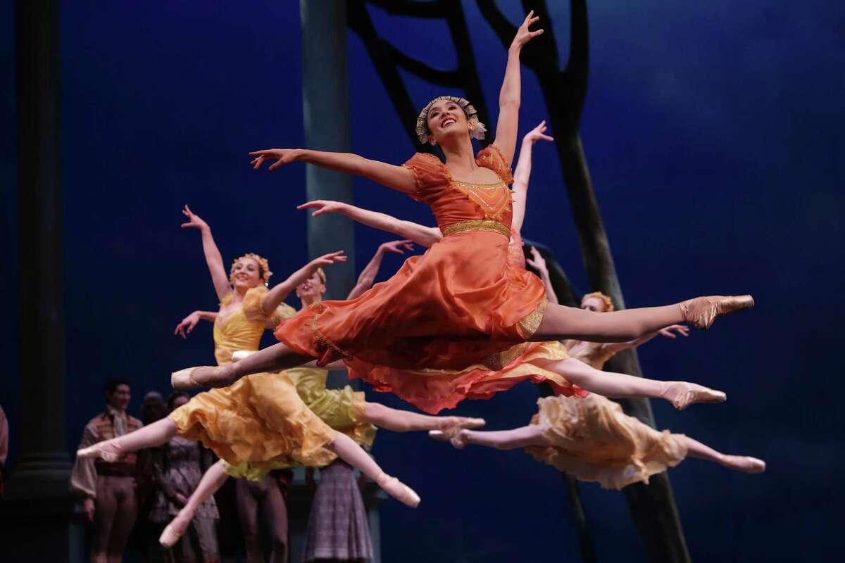 PNB unveils final dress rehearsal for 'Swan Lake'