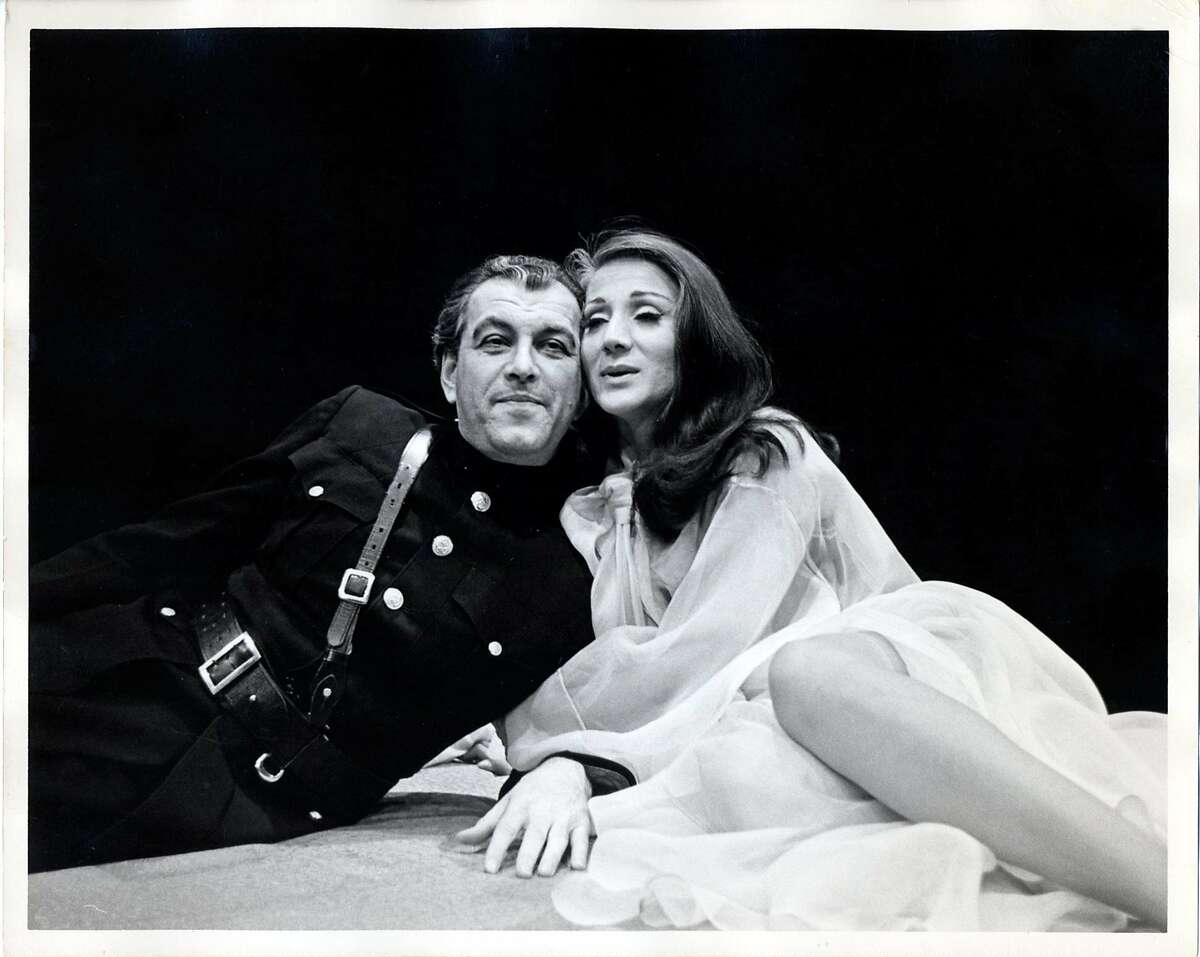 Louis Zorich, Tony-nominated actor with Bay Area connections, dies