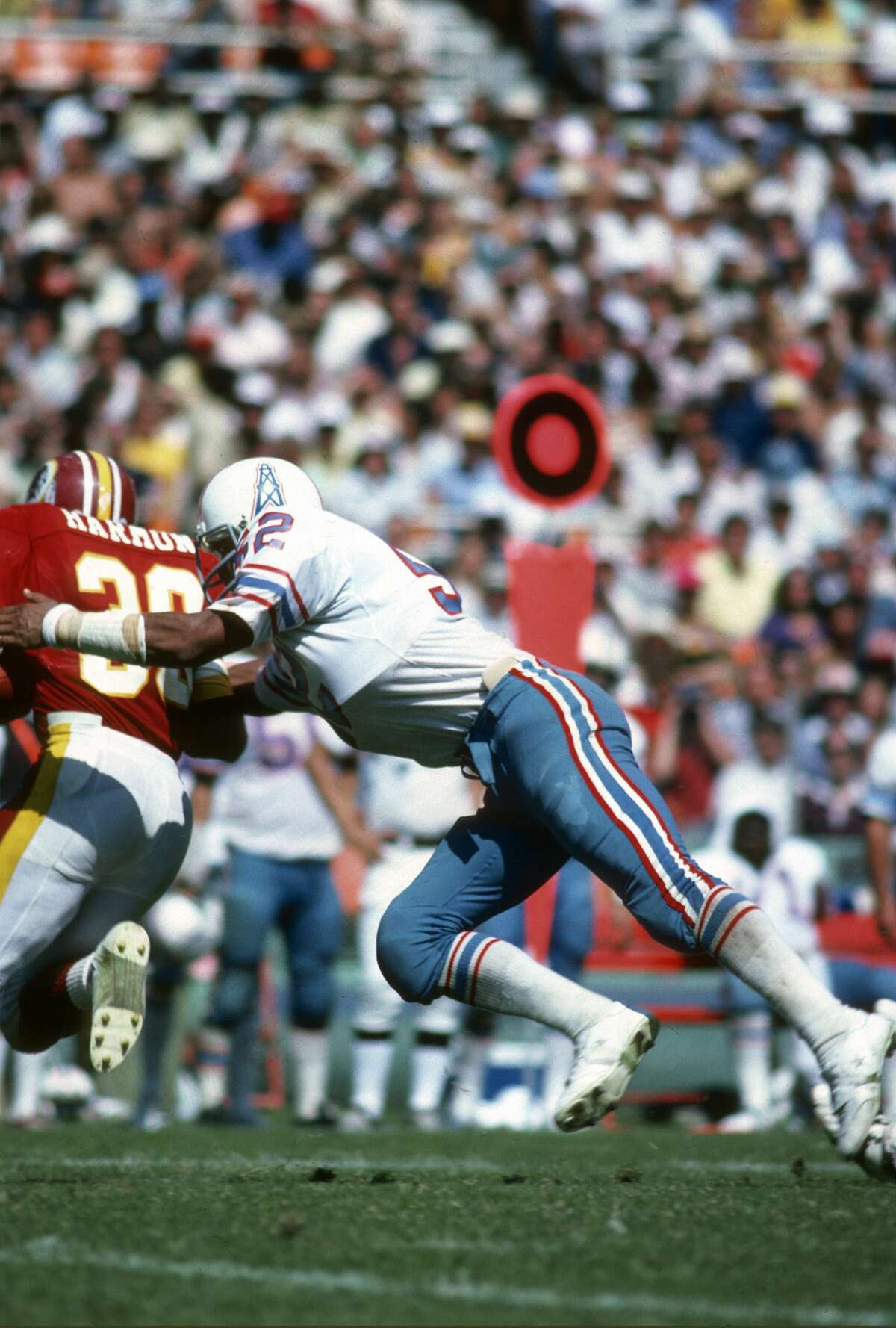 Former Oilers linebacker Robert 'Dr. Doom' Brazile elected to Hall of Fame