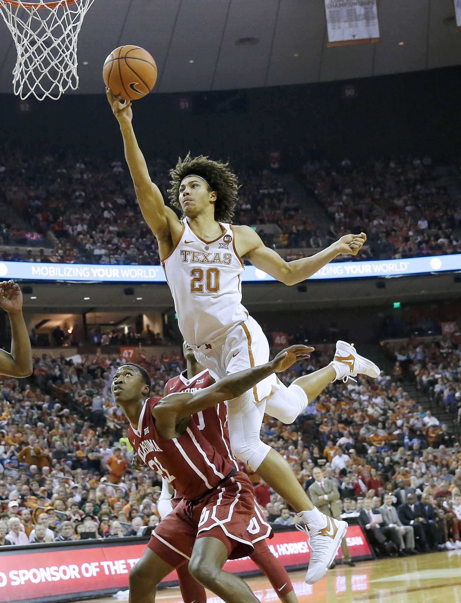 Smart looking to get more quality minutes from Texas F Jericho Sims