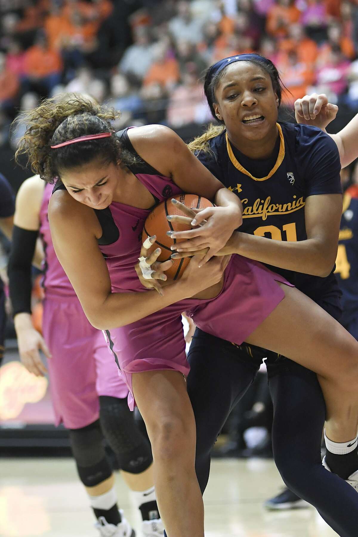 Katie McWilliams has 19, No. 16 Oregon State women drop No. 25 Cal