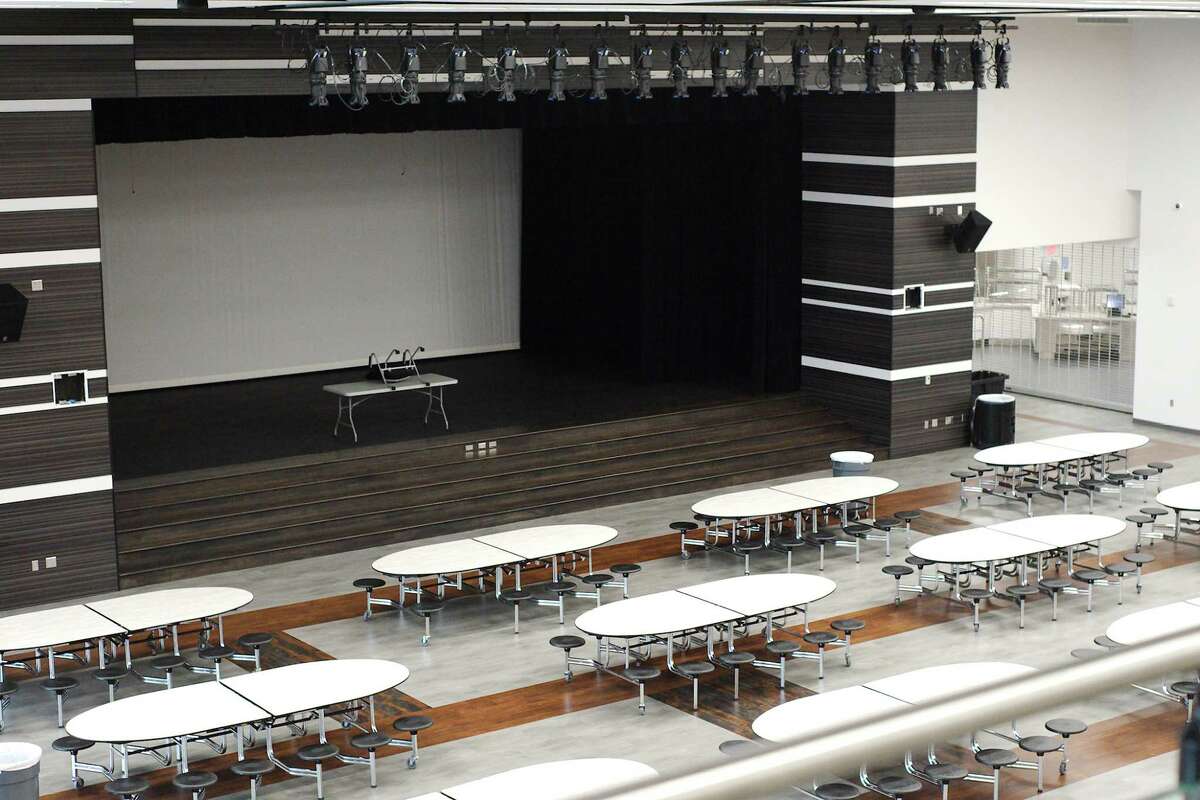 New ninth-grade center gives Dobie freshmen their own space