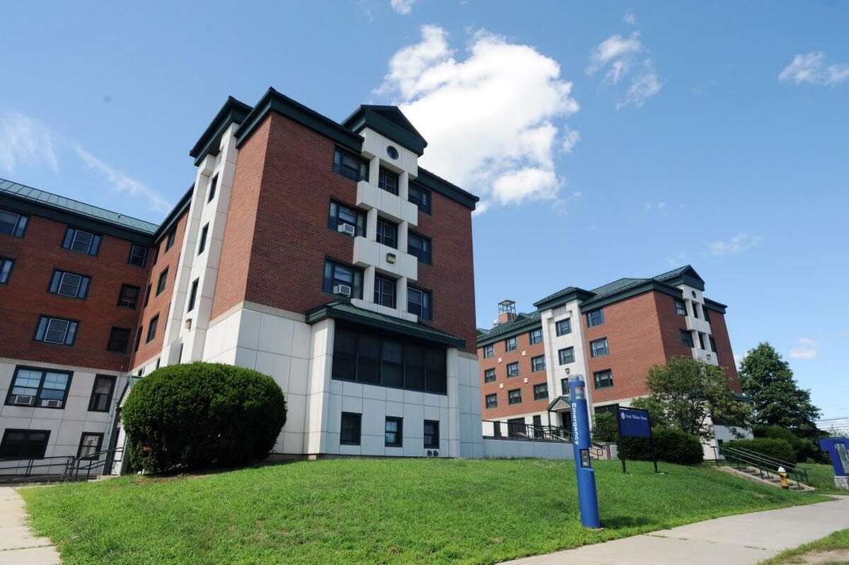 UConn committee calls for end to “nuisance” fees