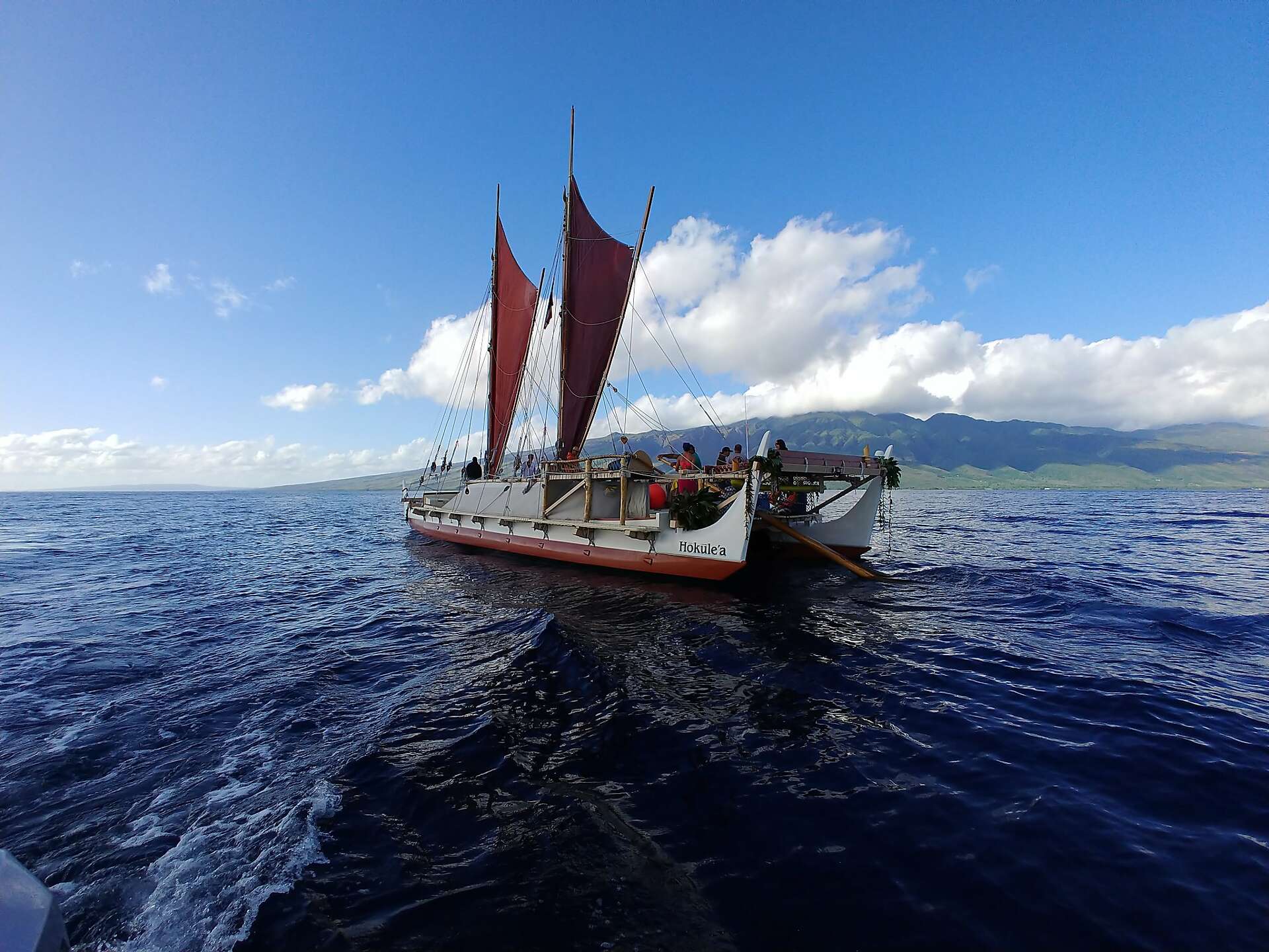 Stars and waves guide navigation the ancient Polynesian way