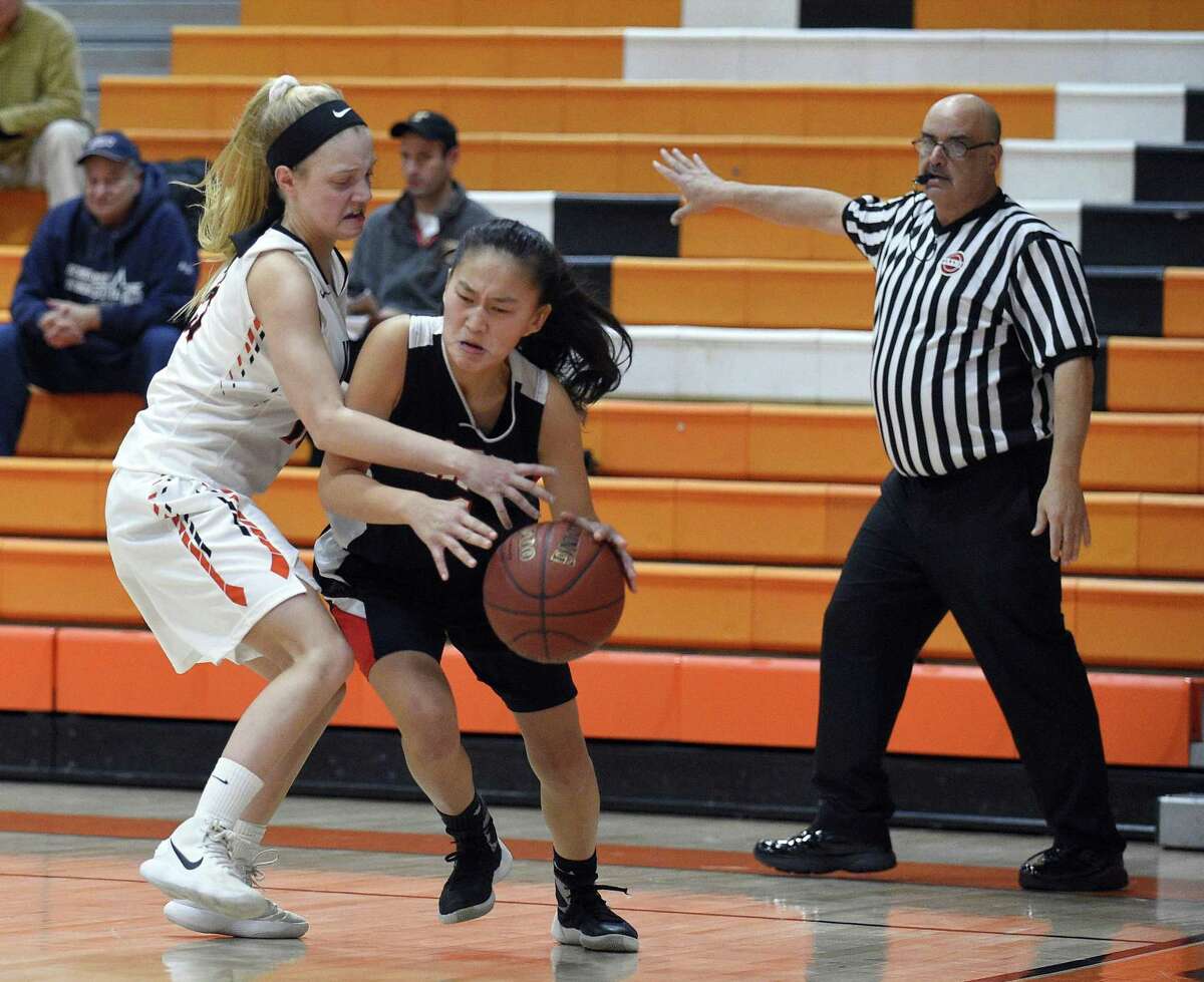 Warde girls win nail-biter at Stamford