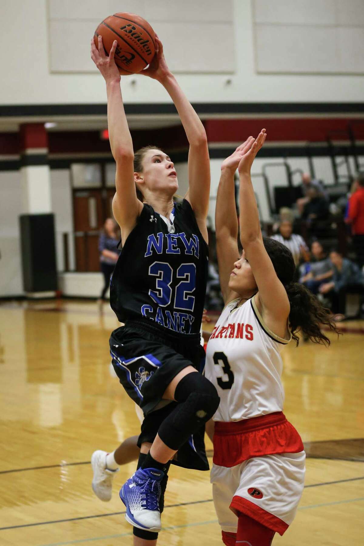 GIRLS HOOPS: New Caney beats Porter, earns play-in game