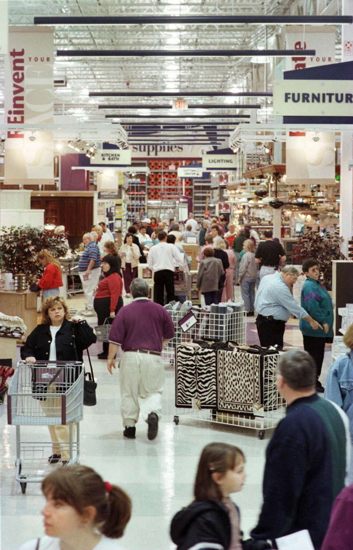 Here and gone: Stores and more that didn't last