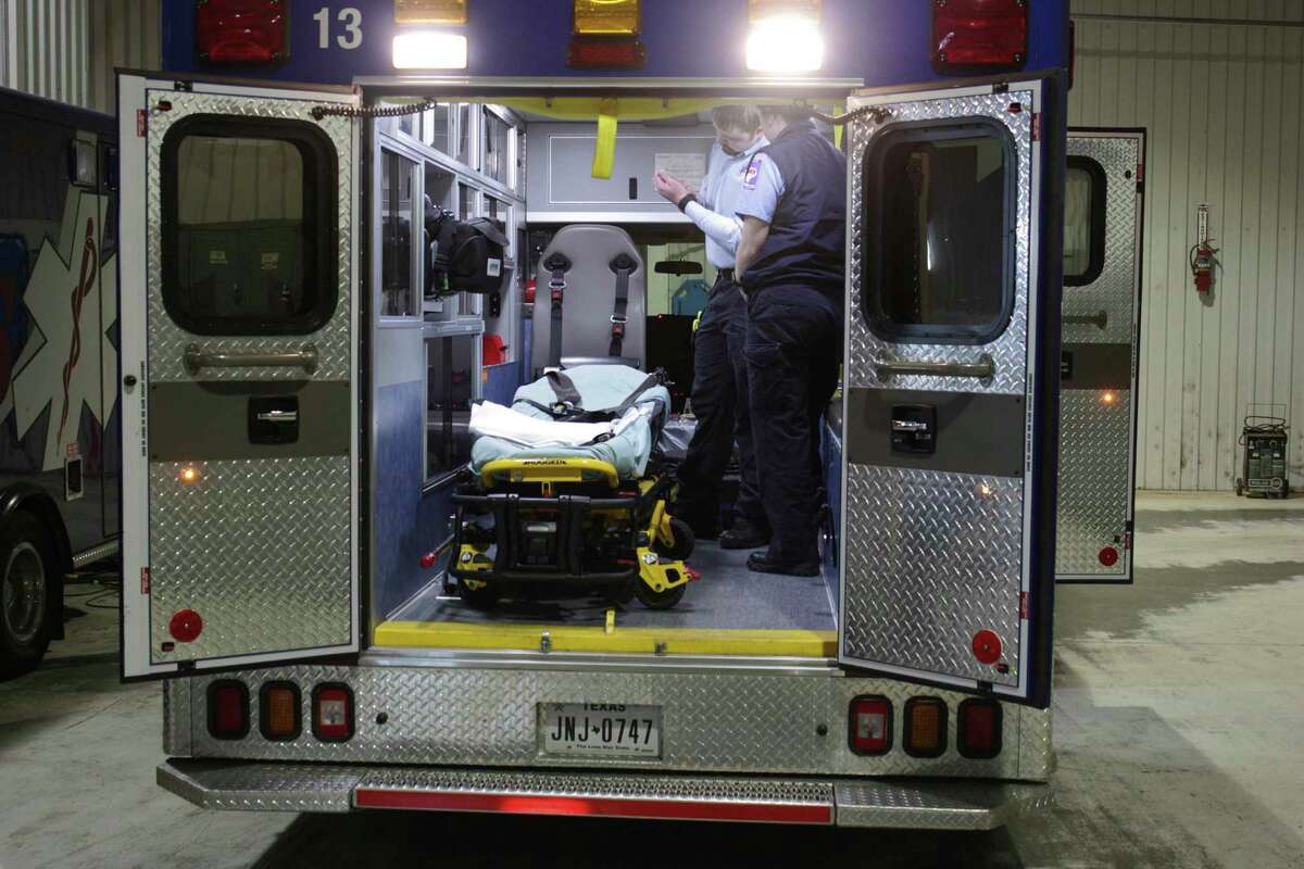 Emergency medical students get firsthand training