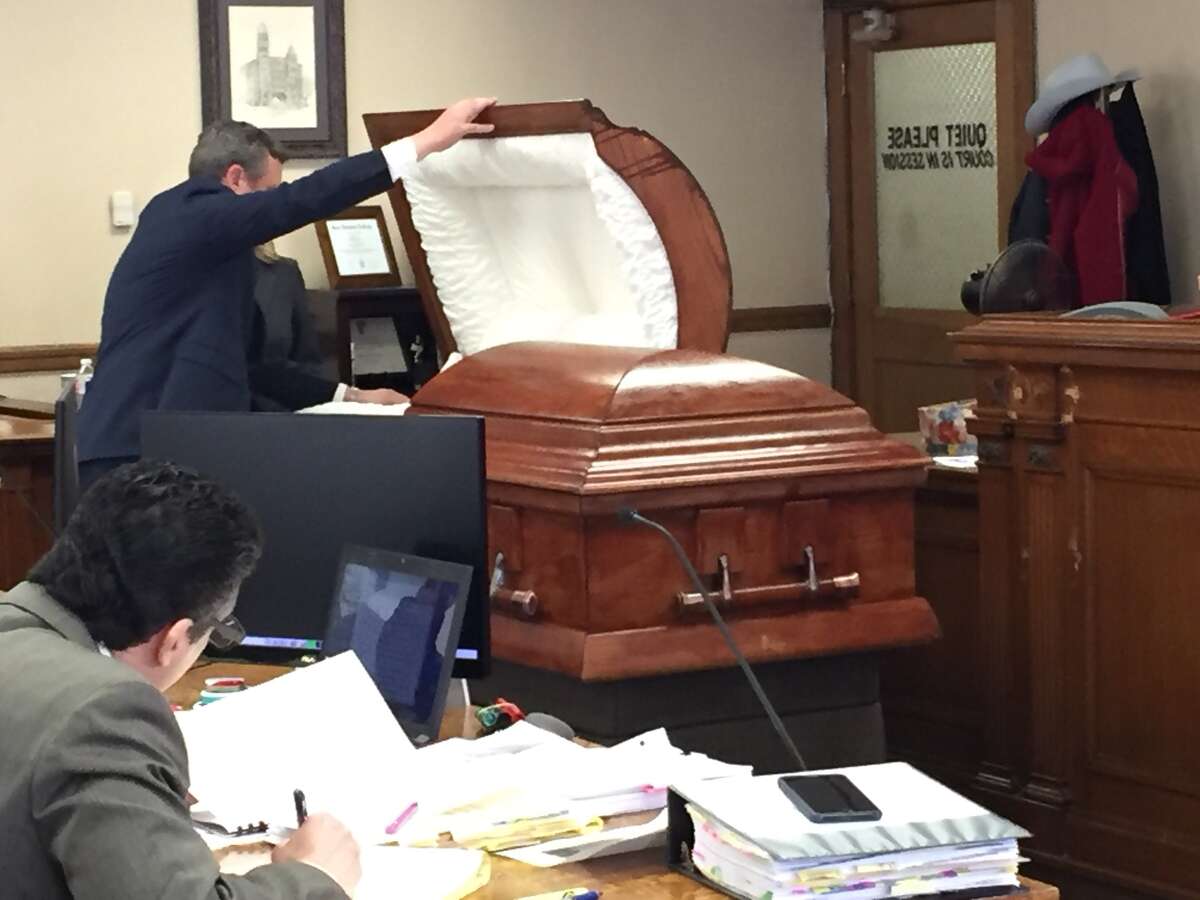 Jurors hear testimony by Mott’s ex-boyfriend in missing body case