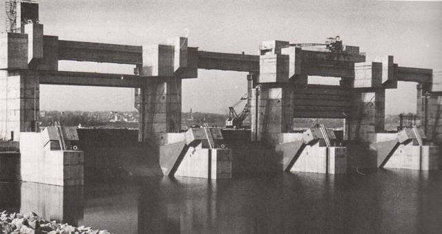 Our Past: Gates down, waters up