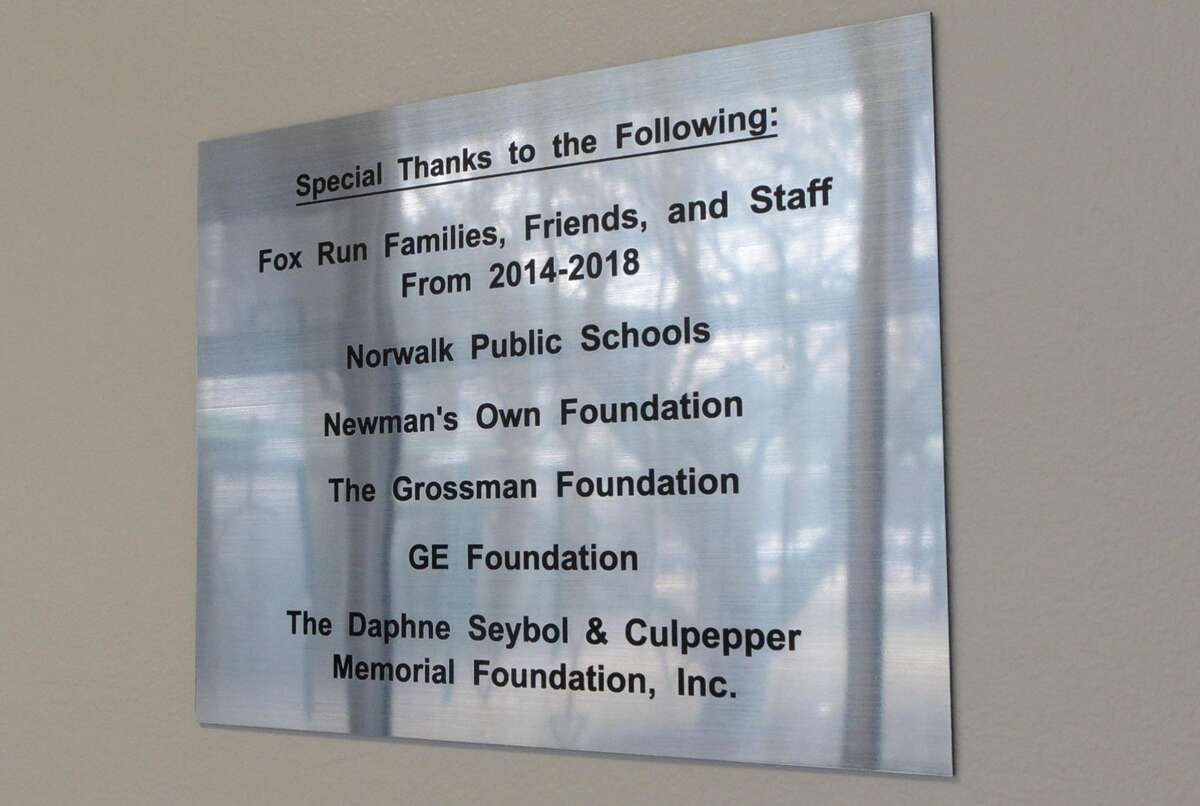 Fox Run Elementary School transforms library for the digital age