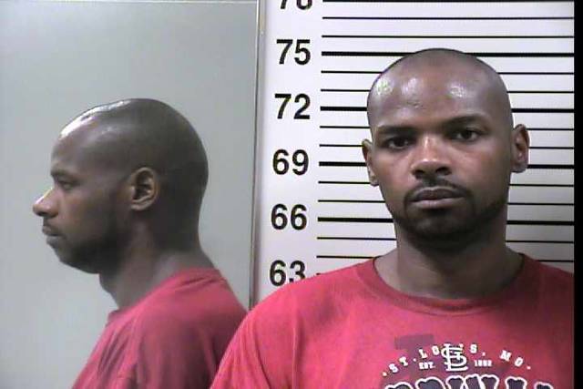 Alton man faces new weapon, forgery and bank robbery charges in two states