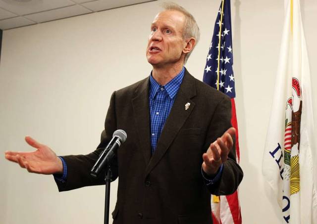 Gov. Bruce Rauner talks jobs, taxes during Edwardsville stop