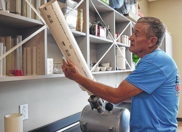 Behind the science: Middle school teacher’s innovative teaching earns ...