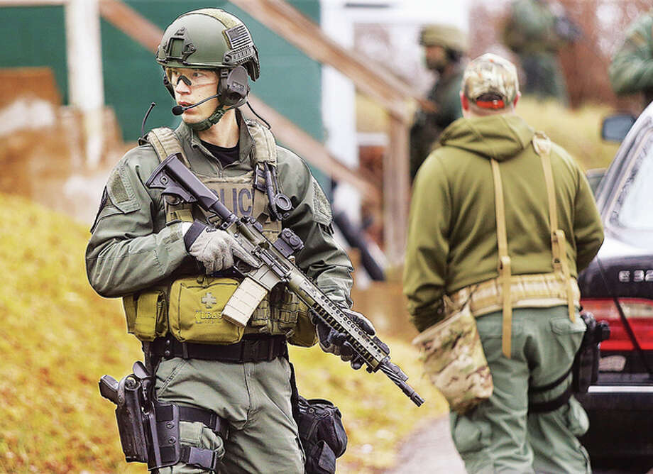 Police raid second North Alton house - Alton Telegraph