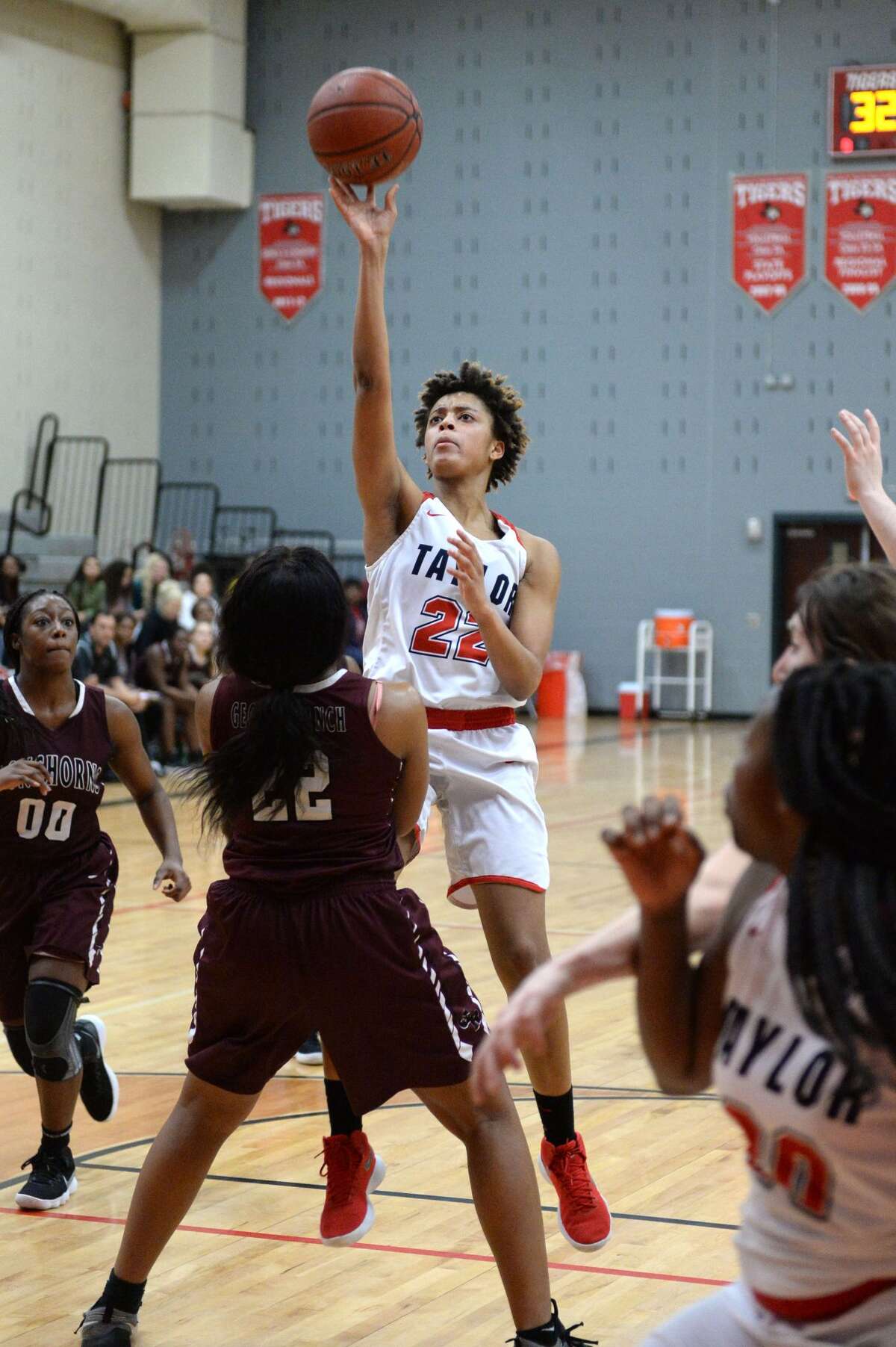 George Ranch beats Alief Taylor in tiebreaker to clinch final playoff spot