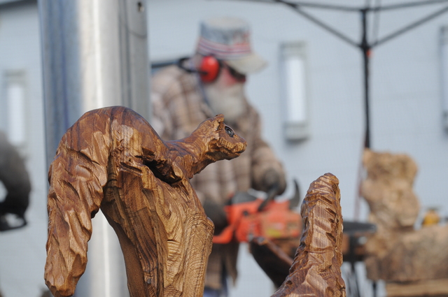 Itchy Brothers show off their chainsaw skills at Hartford’s Confluence ...