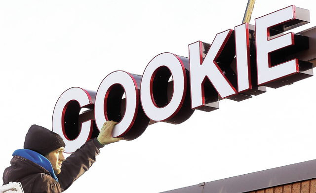 The Cookie Factory Cafe gets signage outside Alton Square Mall