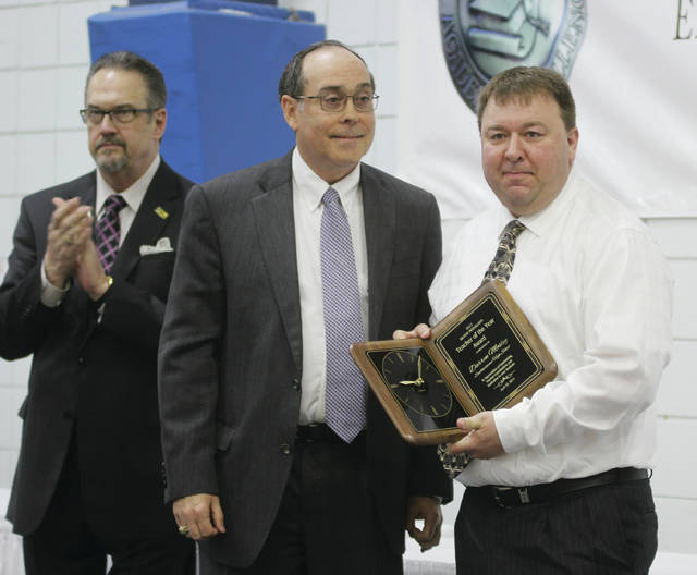 Darren Mosley honored as Silver Medallion Teacher of the Year