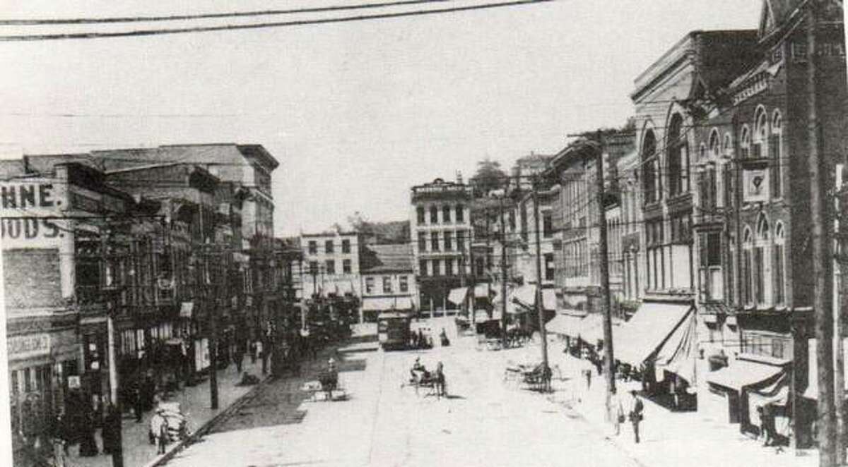Our Past: Great improvements in downtown Alton