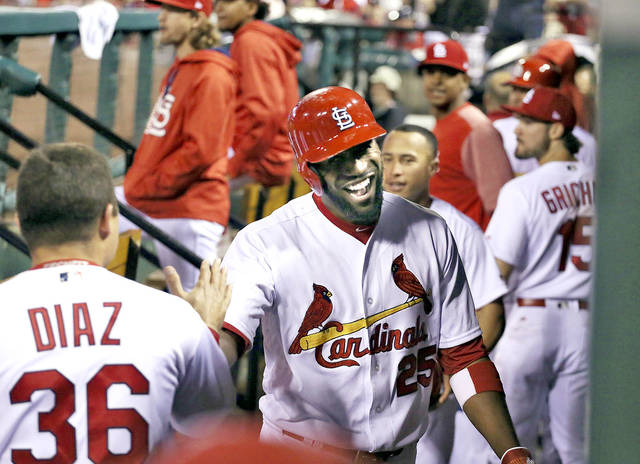 Giants rally past Cardinals