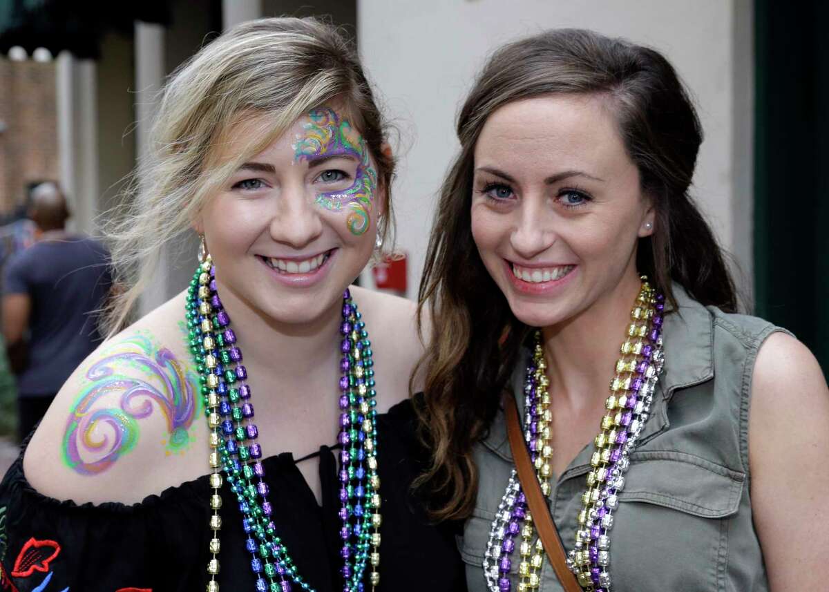 Mardi Gras Pub Crawl