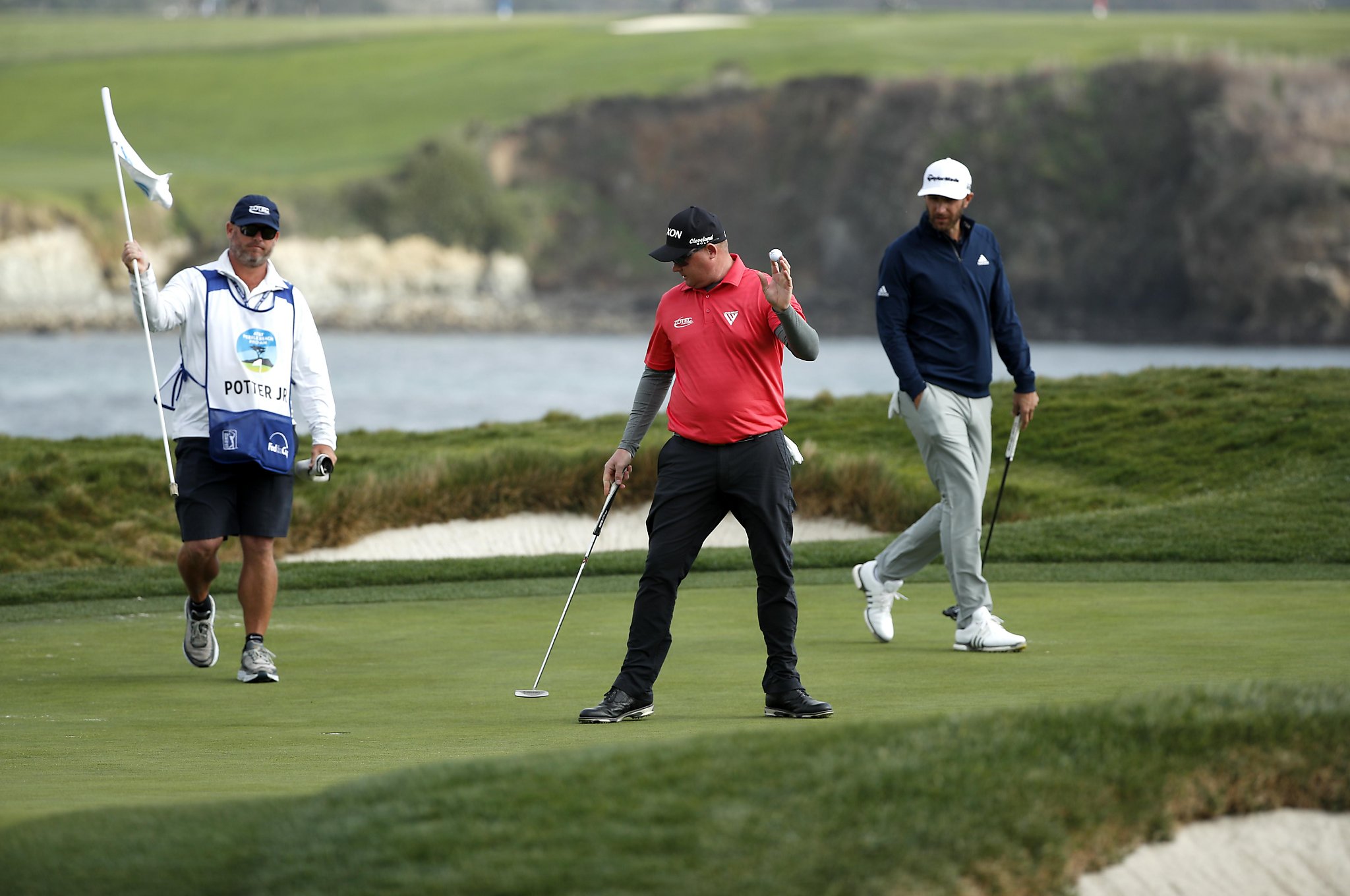 How a duffer soundly defeated the world’s best golfer at Pebble Beach