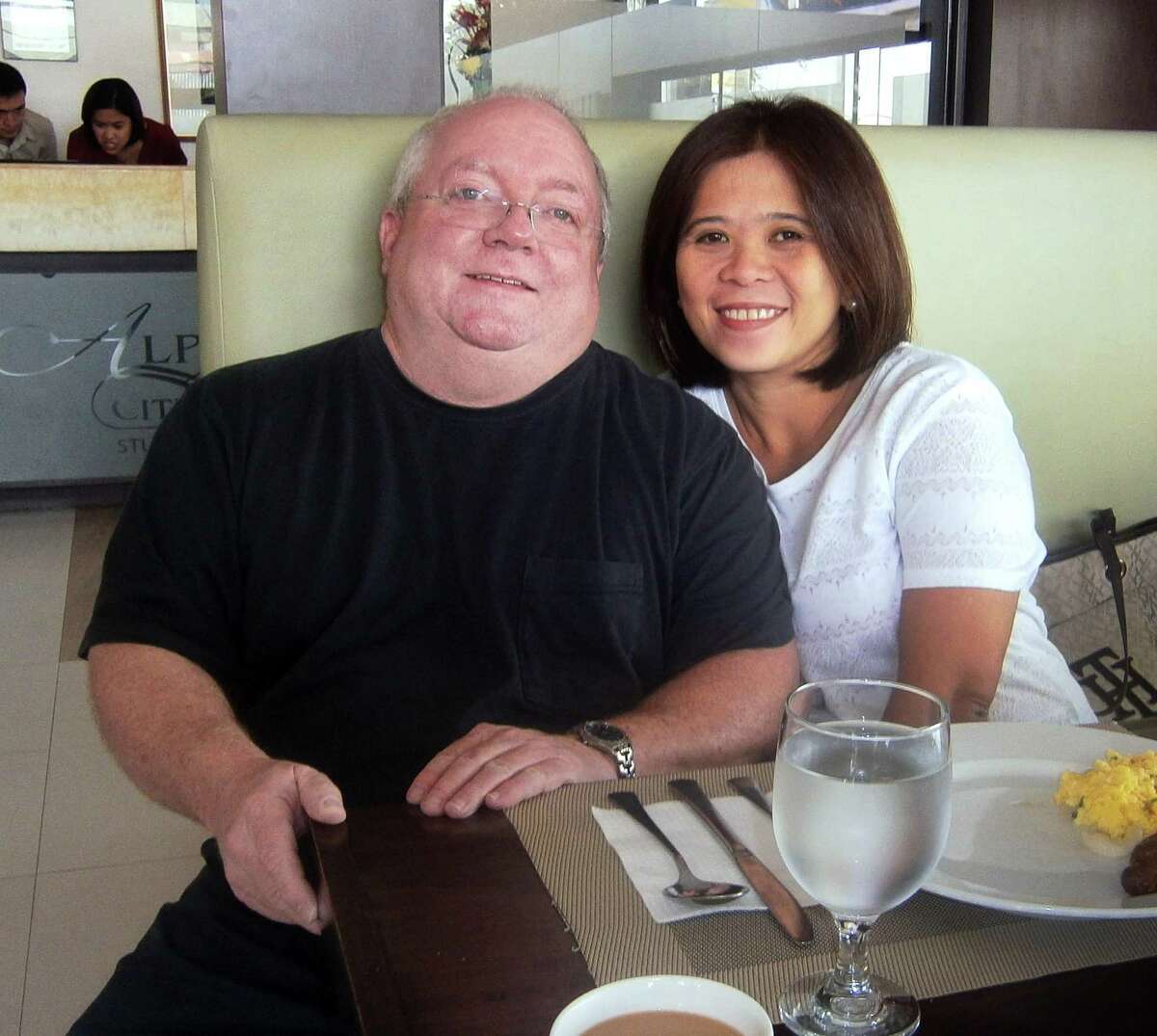 Paperwork snafu prevents legal immigrant from returning to Bethel