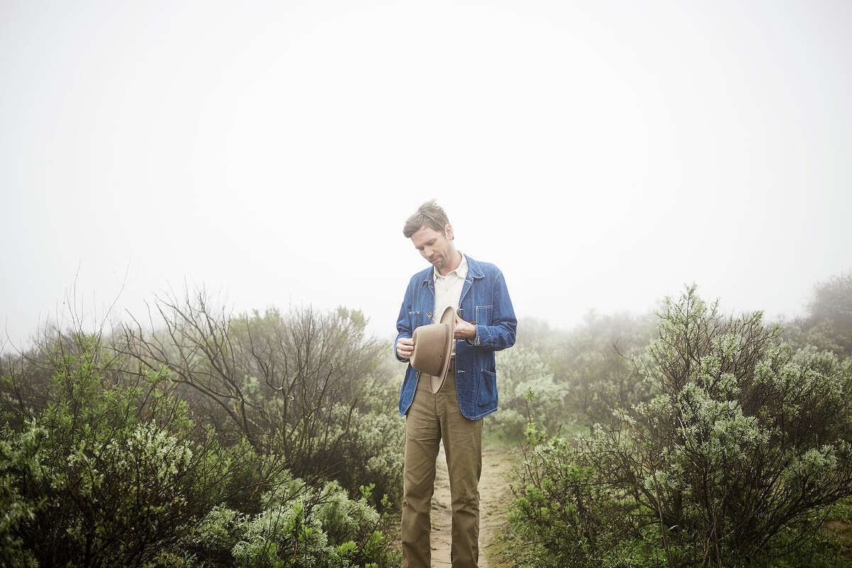 Singer Willie Watson starts folk revival by stripping away the past