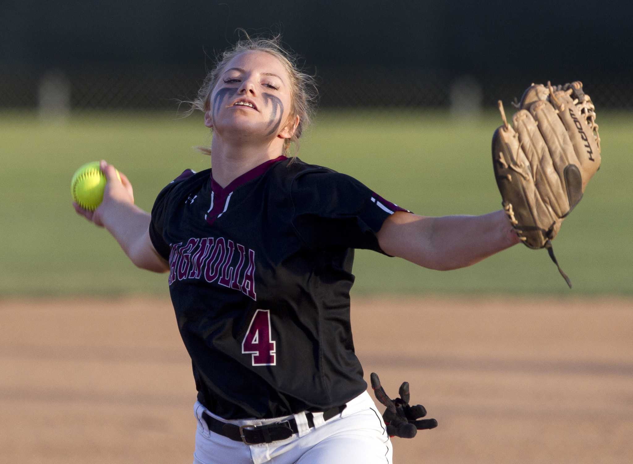 SOFTBALL: Magnolia tops Montgomery in season opener