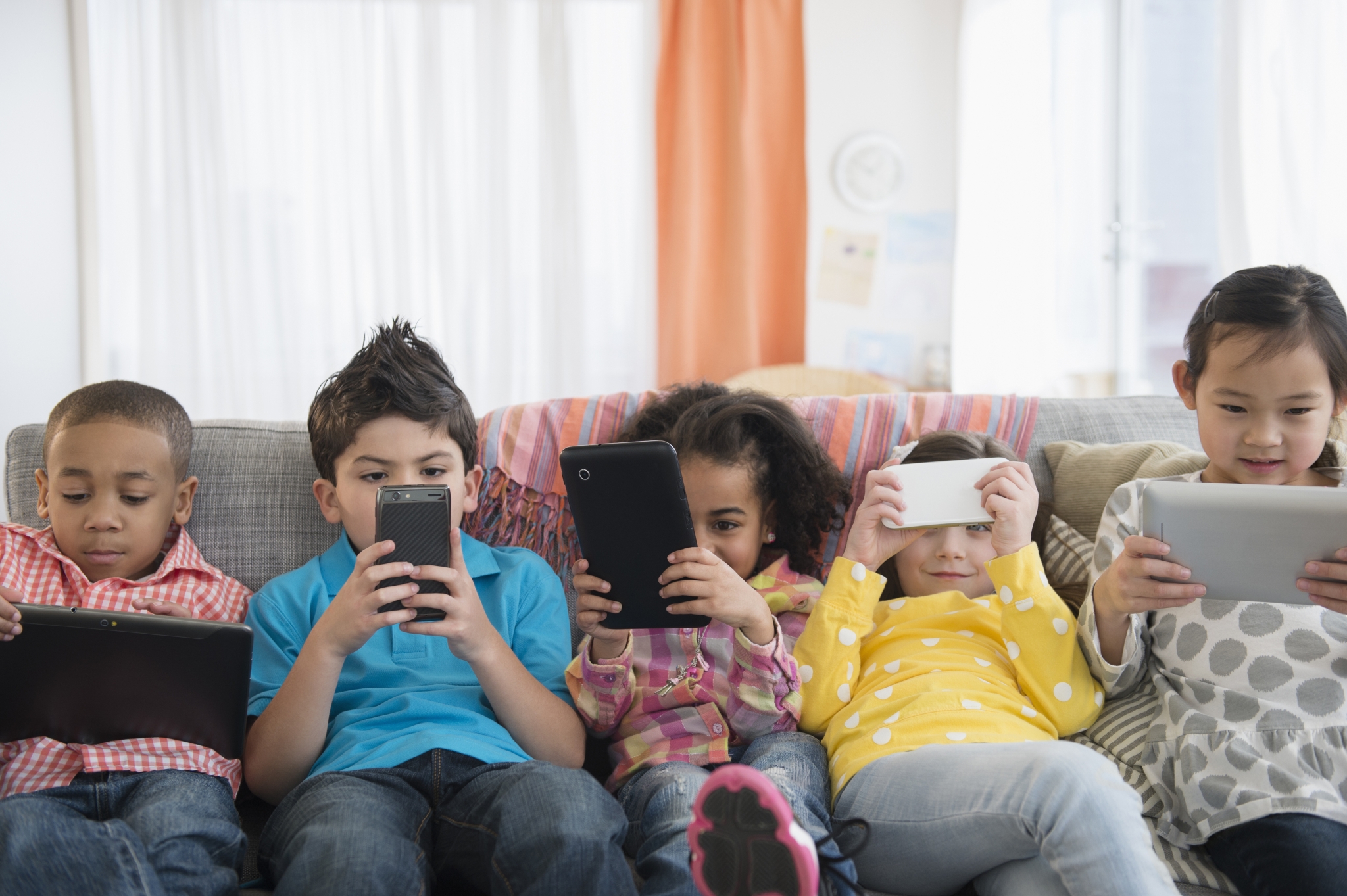 Hold On Does Social Media Use Really Affect Kids Hold On Does Social Media Use Really Affect Kids