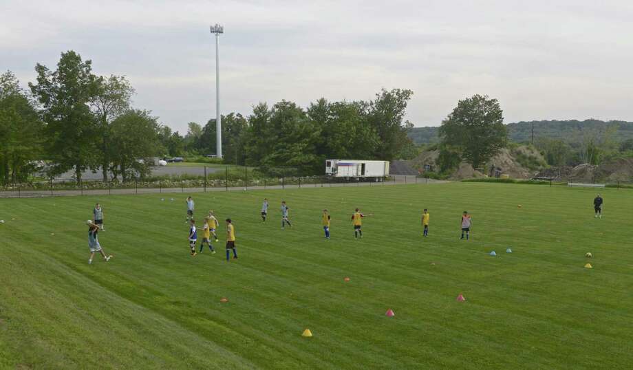 Brookfield Town Hall campus recommended for new soccer field - NewsTimes