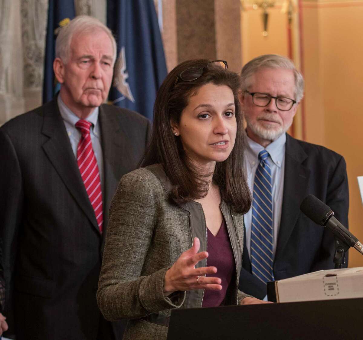 Legislation proposed to strengthen sexual harassment laws