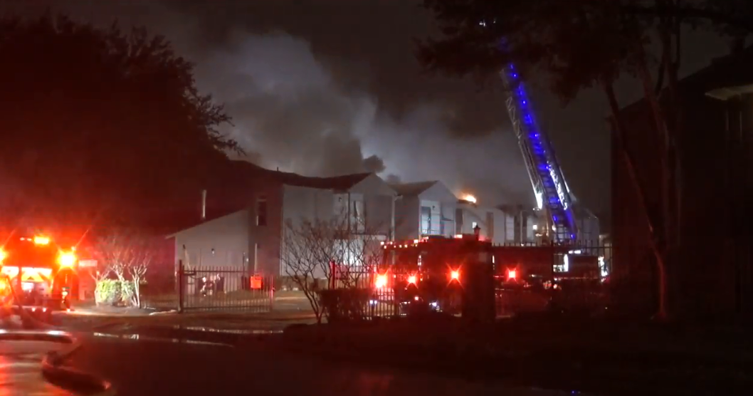 Fire in west Houston displaces 10 families