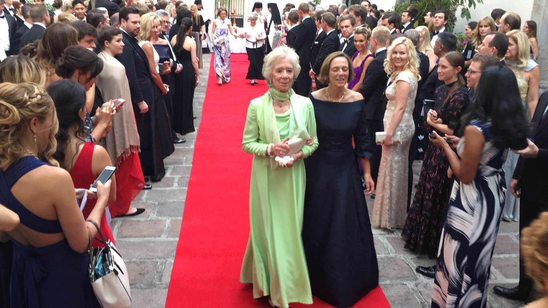 A wedding fit for a princess -- Houston's princess, that is