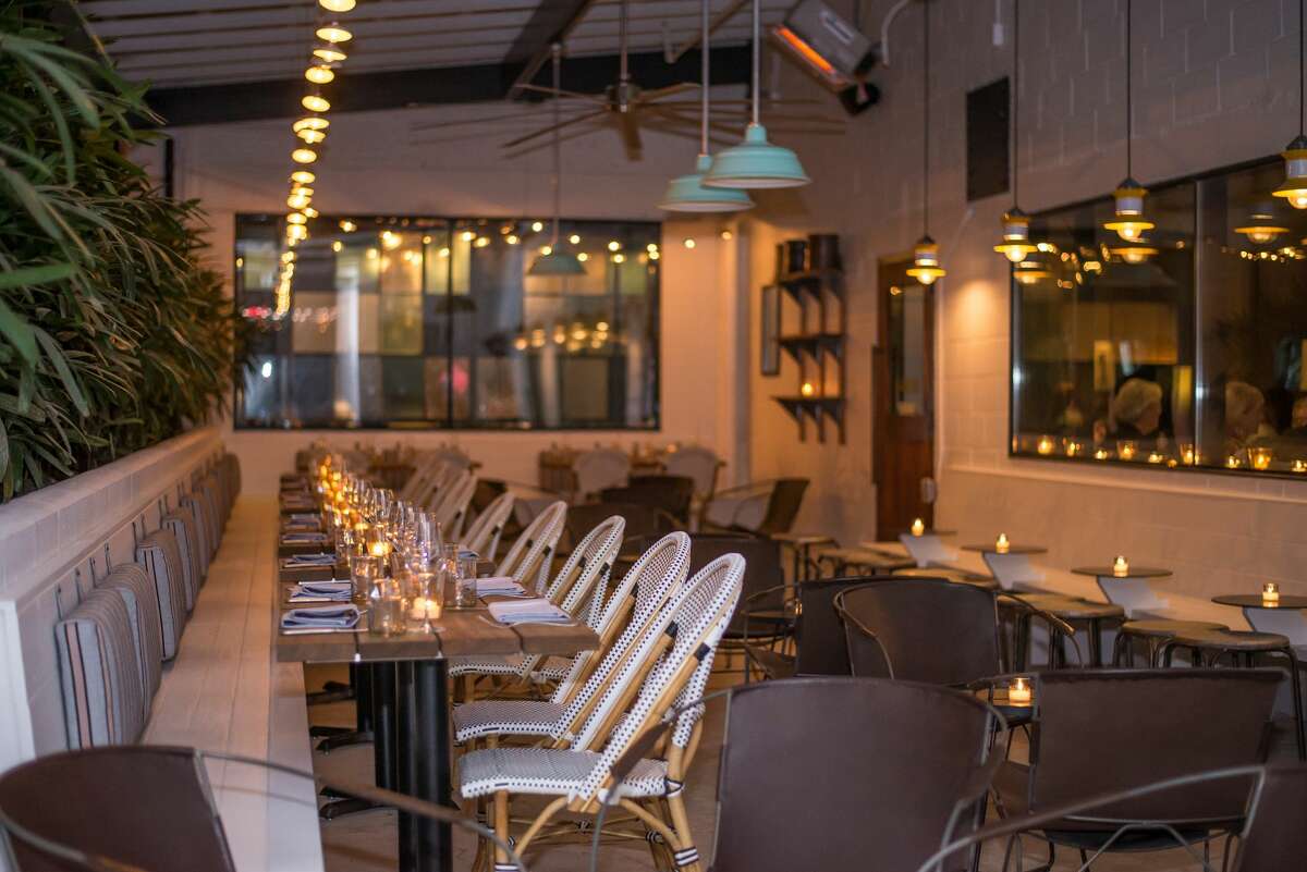 Review: The Maverick aims true in Southtown opening