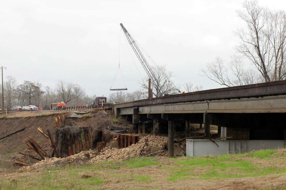 Trinity River bridge closed on FM 787