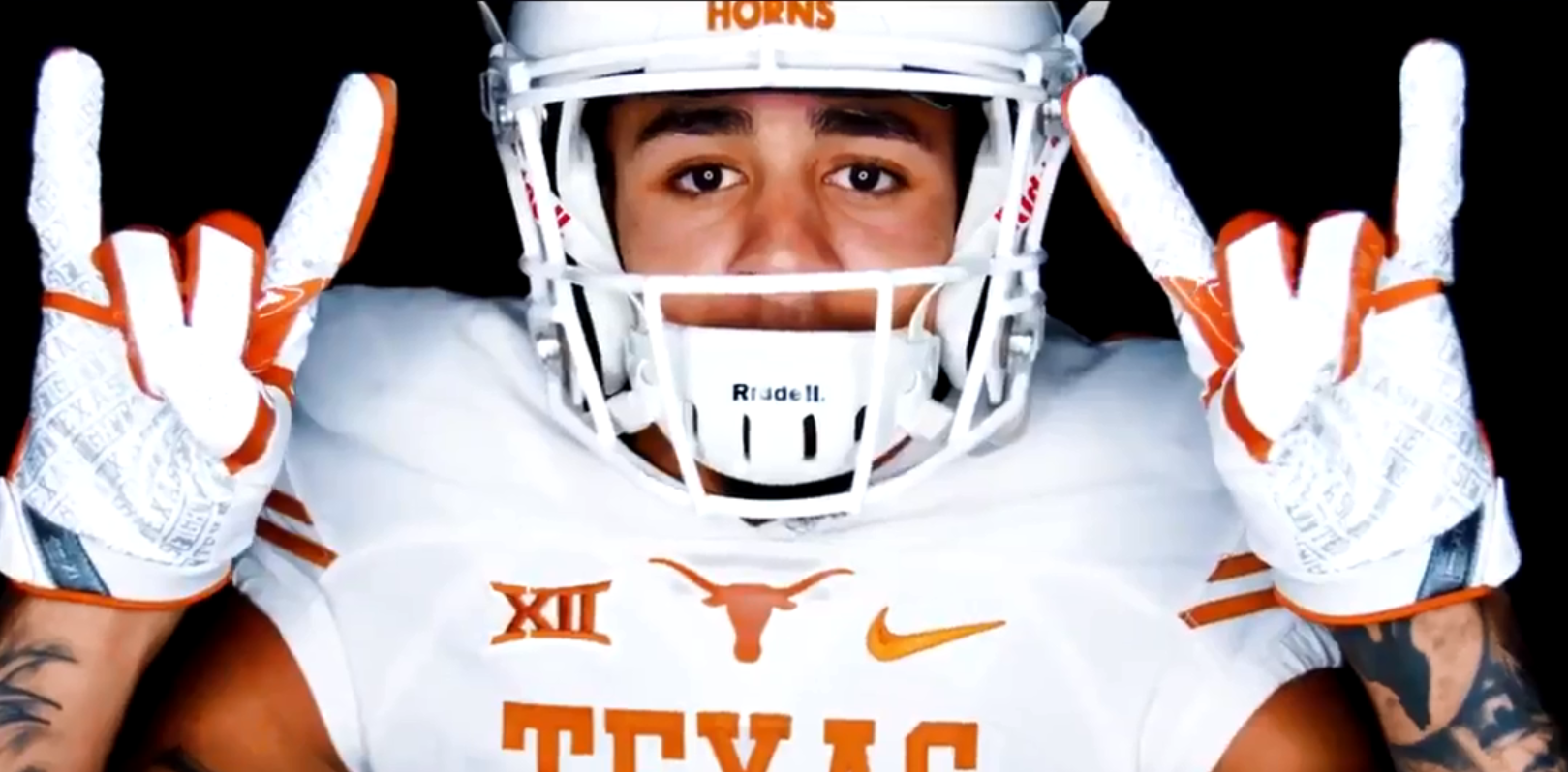 Texas' 2018 signing class has its own rap video