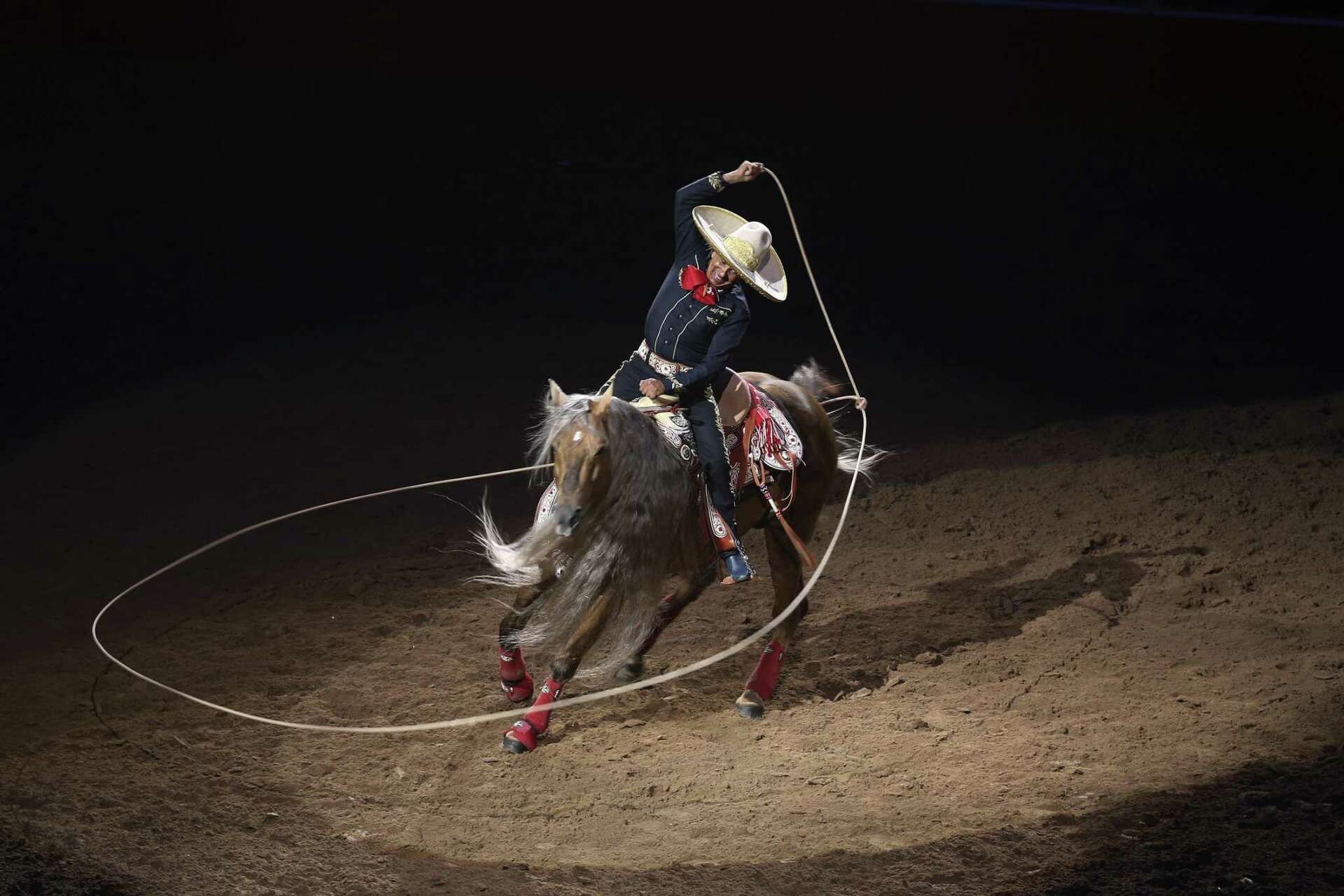 Garcilazo, the ‘Elvis of Mexico,’ performs charro routine at San ...