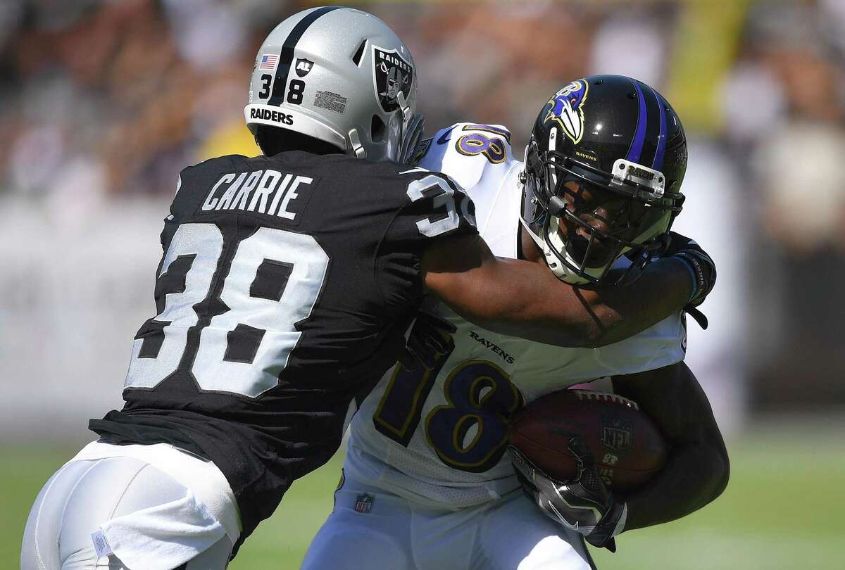 Raiders’ TJ Carrie shares scar, experiences with young patients