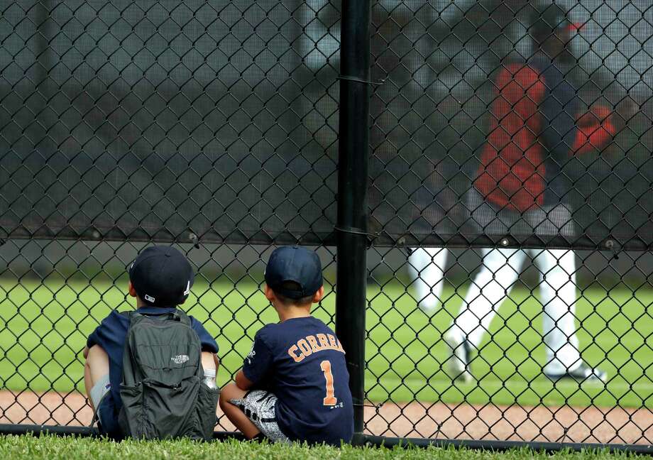 Astros' Josh Reddick faced Hawaii's missile scare in person - Houston ...