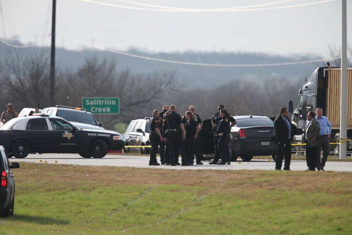 Suspect in Bexar County shoot out with DPS trooper dies; trooper 'doing ...